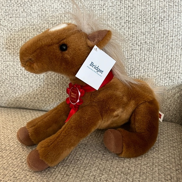 Wells Fargo | Toys | Nwt 27 Wells Fargo Legendary Bridget Pony Horse ...